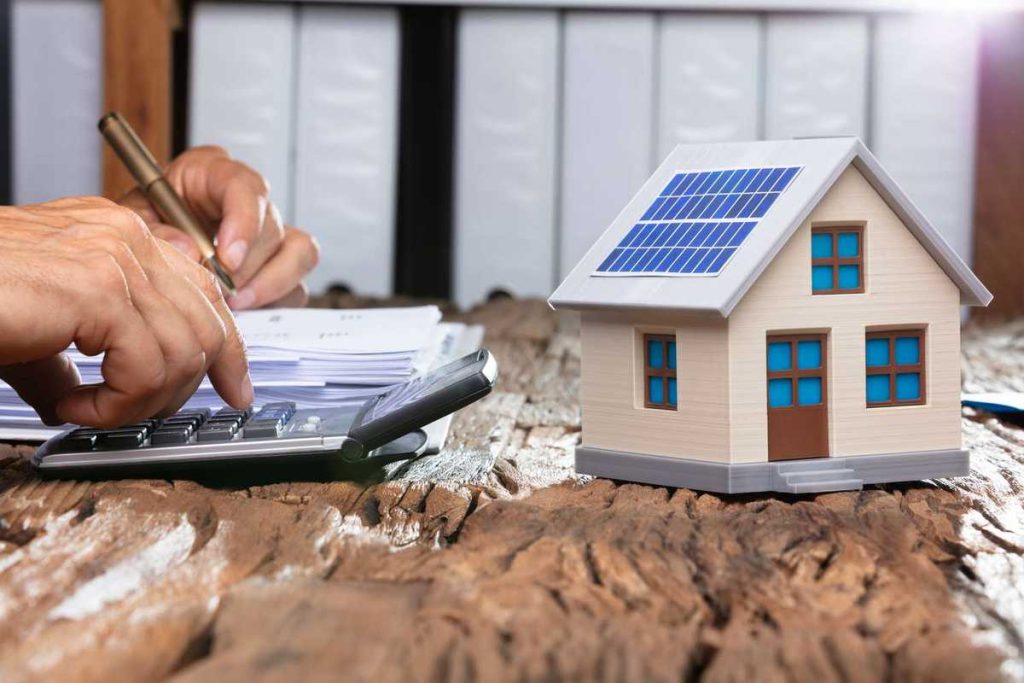 How to Determine the Number of Solar Panels You Need for Your House ...